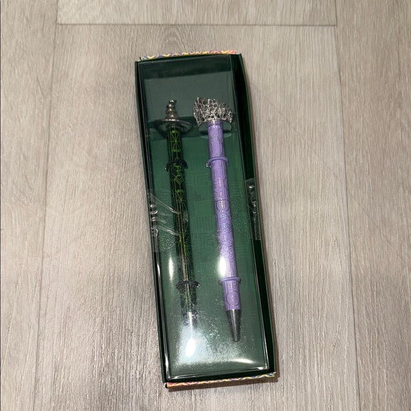 Wicked | Accents | Wicked Pen Swt | Poshmark